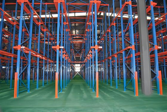 Intensive Storage Shelves Warehouse Storage Drive in Rack Forklift ...
